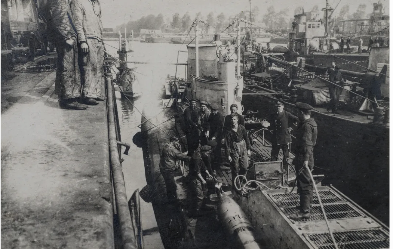 How Britain’s Secret Decoy Ships Outfoxed German U-Boats During World War I